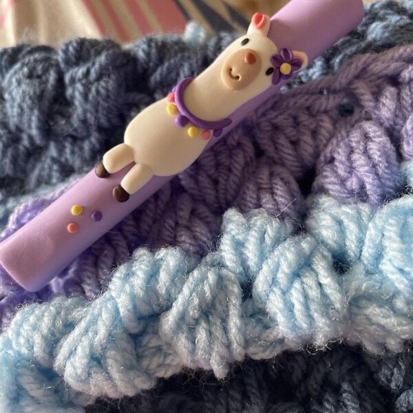 Blue Octopus Crochet Hook, Handmade Ergonomic Sea Life Crochet Hooks ...