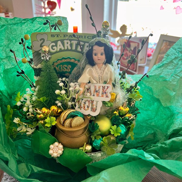 Vintage Easter Gift Decoration Decor 1947 Plaster Lamb Bottle Brush ...