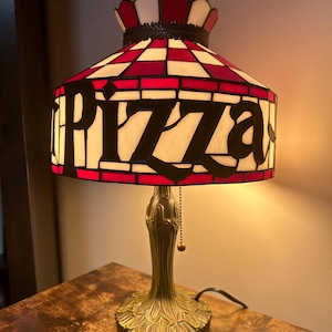 Vintage Pizza Hut Lamp -- Tiffany Style Desk Light -- BRAND NEW + Free ...