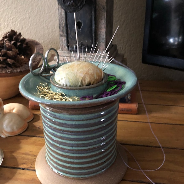 Green Sewing Station Caddy – Ceramic Spool Organizer With Pincushion ...