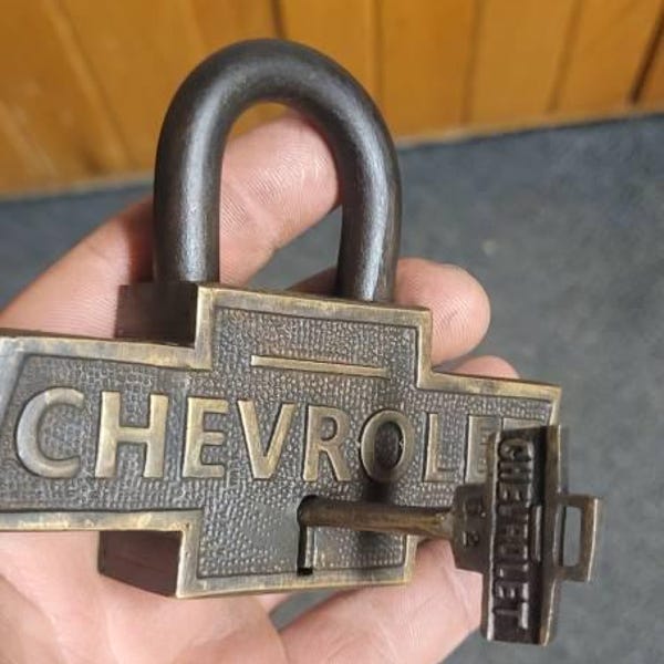 Large Heavy Brass CHEVROLET Chevy Lock Padlock & 2 Keys Both Marked ...