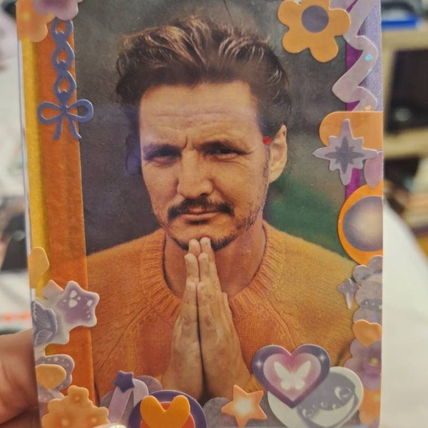 Pedro Pascal, Pedro Pascal Photocard, Pedro Pascal Toploader, K-pop ...