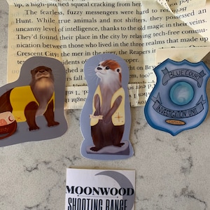 Messenger Otter Bookmark Bookish Bookmark HOSAB - Etsy