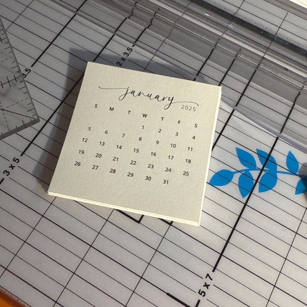 5x7 Inch 2025 Calendar Small Planner 2025 PRINTABLE Desk Calendar ...