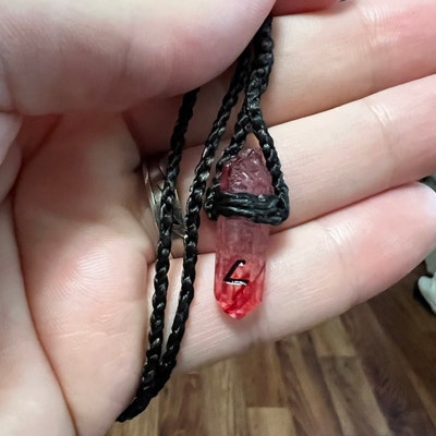 Custom Thieves Guild Engraved Crystal Necklace Inspired by Star Wars ...