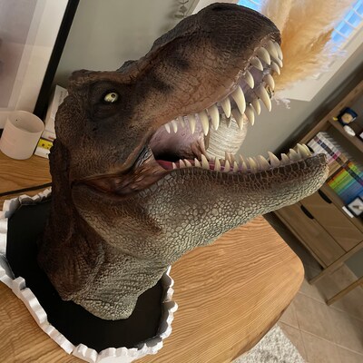 Life-like Wall Bursting T-rex Tyrannosaurus Bust Hanging Prop Replica ...