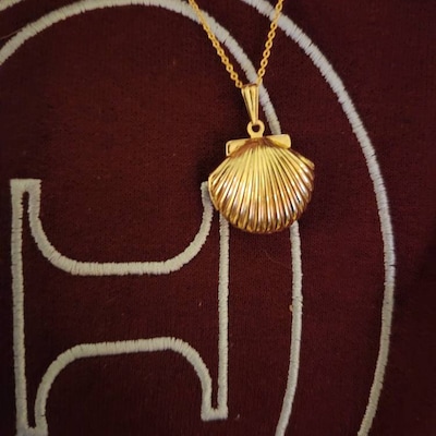 Custom Engraved Sea Shell Locket Necklace/ Personalized Seashell Locket ...
