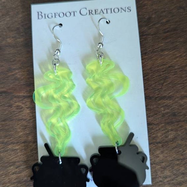 Bigfoot Couples Name Sign, Personalized Home Decor for Bigfoot Lover - Etsy