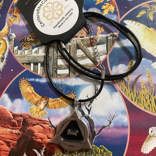 Illuminati Button, All Seeing Eye Button - Etsy