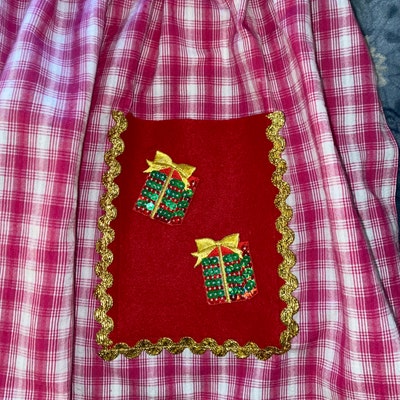 Christmas Sequin Gift Red and Green Present With Gold Bow Iron on ...