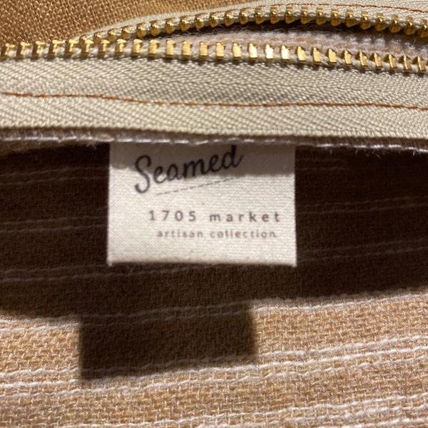 Clothing Labels Custom Half Fold Hem Loop Style Organic Labels Using ...