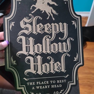 Sleepy Hollow Inn Hotel Sign | Headless Horseman | 13" H X 8.5" W X .25 ...