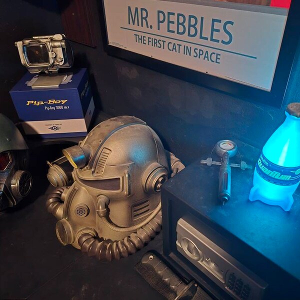 Fallout Stimpak Prop 3D Printed Cosplay Collectible Ready to Ship - Etsy