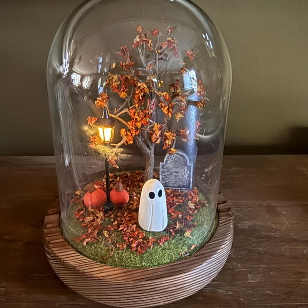 Ghost Terrarium, Handmade Spooky Halloween Pumpkin Diorama With Light ...