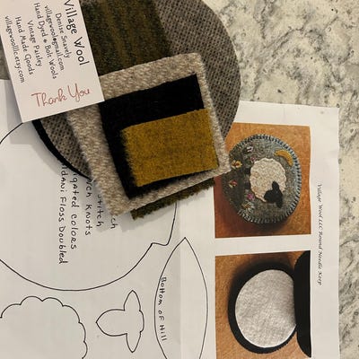 Wool Applique Kit purple Daisy Needle Keep - Etsy