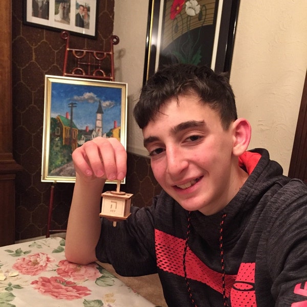 DIY Wooden Hanukkah Dreidel Kit, Lasercut Wooden Dreidel, Wooden ...