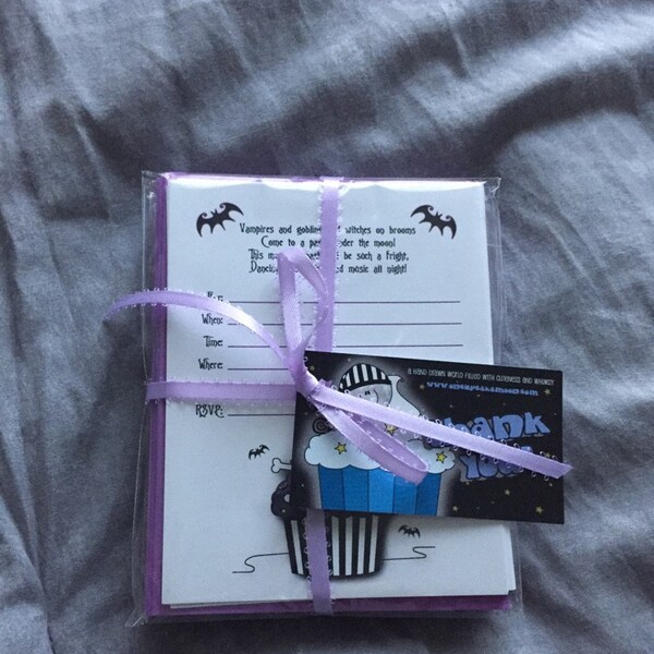 Tim Burton Inspired Striped Skull Cupcake Night Bats Lined Birthday ...