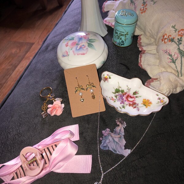 Coquette Dollcore Aesthetic Bundle | Pink Coquette Room Decor ...