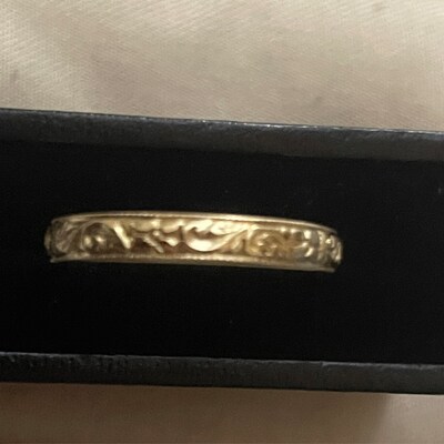 9ct Solid Gold Oval Signet Rings. Bespoke, Solid, Hand Crafted ...