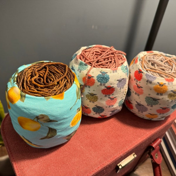 Yarn Cake Cozy, Skein Holder, Yarn Sleeve, Yarn Sock, Winter Knits Yarn ...