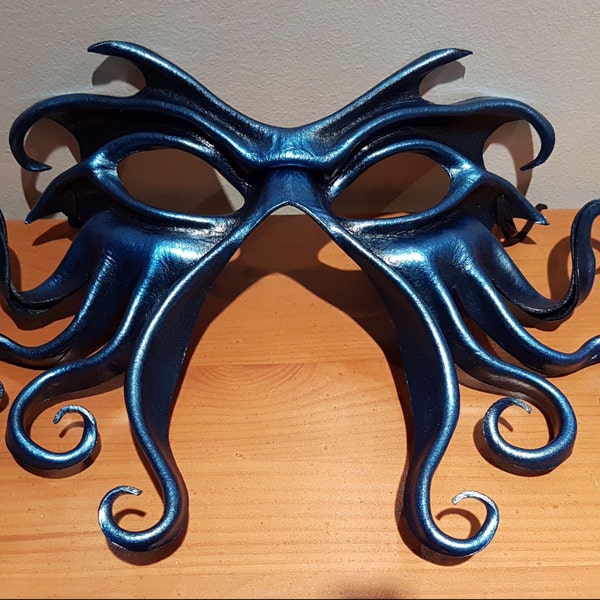 Cthulhu Leather Mask, Hand-painted in Metallic Black and Silver ...