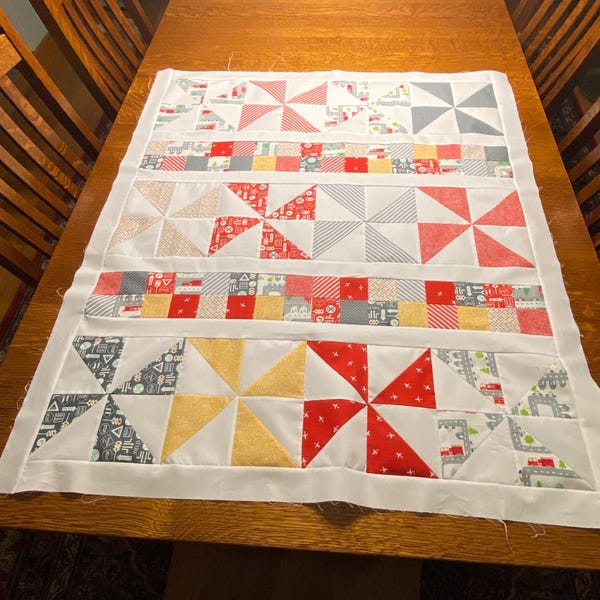 Starburst Table Runner Quilt Pattern W/templ MMS 20546 Me & My Sister ...