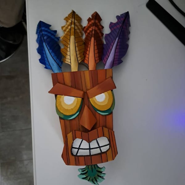 Aku Aku and Uka Uka, Tiki Mask, Crash Bandicoot - Etsy