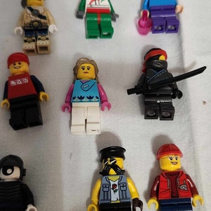 LEGO Lot of 20 Minifigure TORSO Pieces Randomly Picked Chest Grab Bag ...