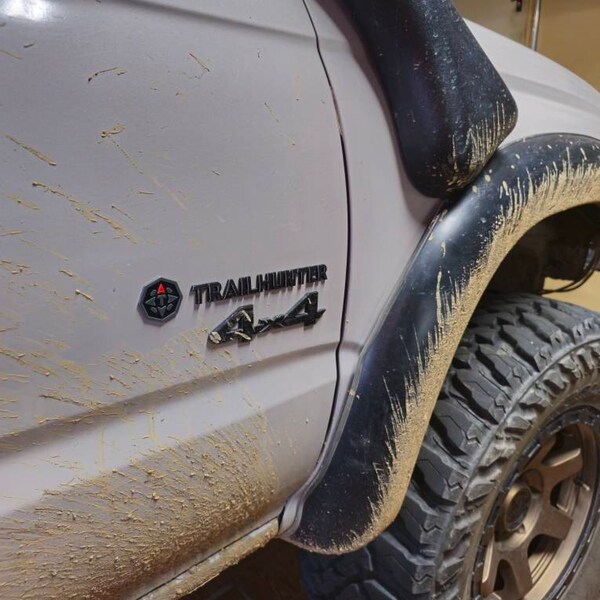 Suzuki Vintage Script EMBLEM - Etsy