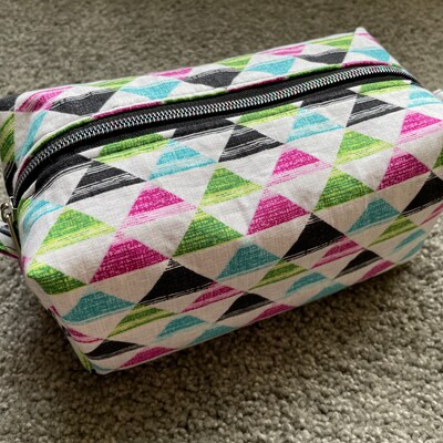 Demi Boxy Bag PDF Sewing Pattern / Sewing Tutorial / Boxy Zipper Pouch ...