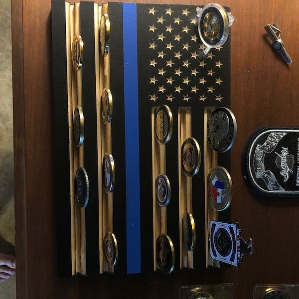 30 Coins Thin Blue Line Challenge Coin Display Holder Engraved American ...