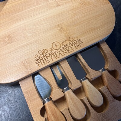 RETIREMENT GIFT IDEA Leaving Gift Personalised Cheeseboard With Your ...