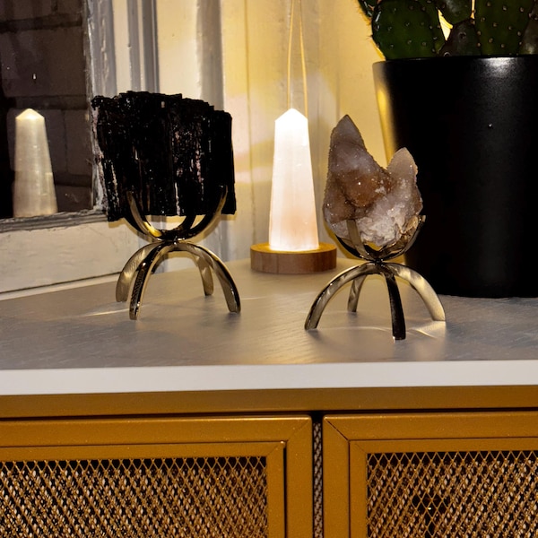 Modern Brass Crystal Tower Stand Display Brass Crystal Stand Gold Rock ...