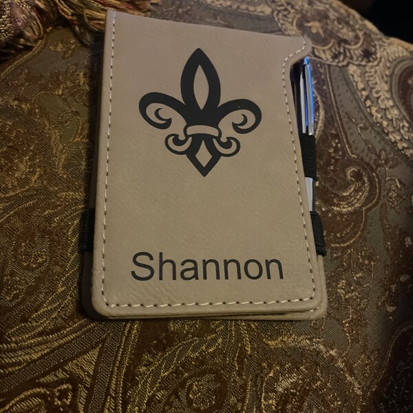 Faux Leather Oval Keychain,chef Hat, Personalized Engraving Included - Etsy