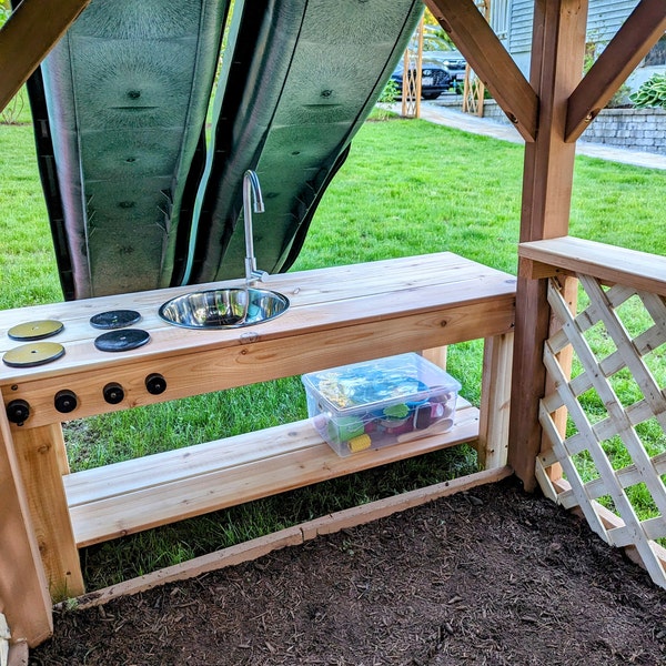 Centered Mud Kitchen With Backsplash and Working Faucet!; Outdoor Play ...