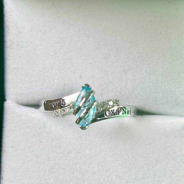 Customized Sterling Silver Women’s High School Class Ring – Gem ...