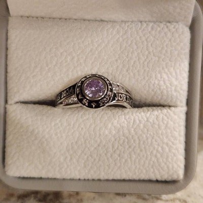 Women's Class Ring Custom Made for High Shcool and College Grads ...