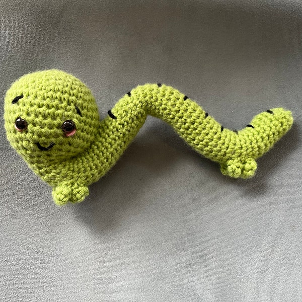 PATTERN: Iggy the Inchworm - Crochet Inchworm Pattern - Amigurumi ...