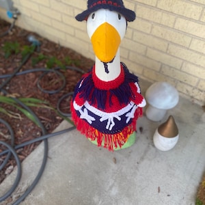 Queen Elizabeth England Goose Geese Outfit Crochet Lawn Geese Clothes ...