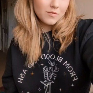 ACOTAR Christmas Jumper Winter Solstice Snow Ball Fight - Etsy