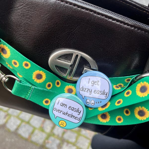 I Struggle to Hear in Noisy Places Badge Pin Sensory Gift Loud Noises ...