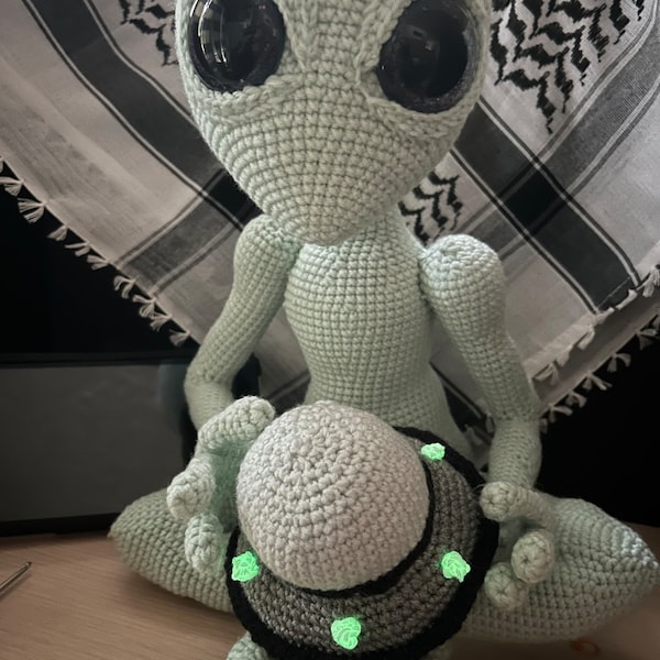 Giant Worry Worm With Safe Eyes Beginner Amigurumi Pattern Plush ...