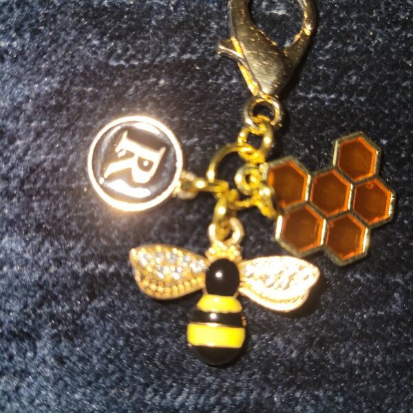 Gold Bow Initial Badge Charm - Etsy