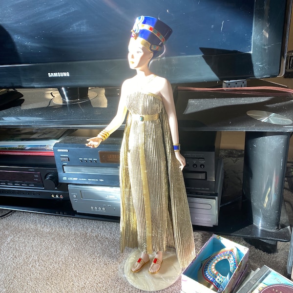 Shirley Temple "wee Willie Winkie" Danbury Mint, Dolls of the Silver ...