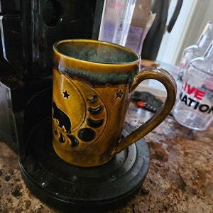 Mountain Wolf Howling at a Full Moon Spoon Rest - Etsy