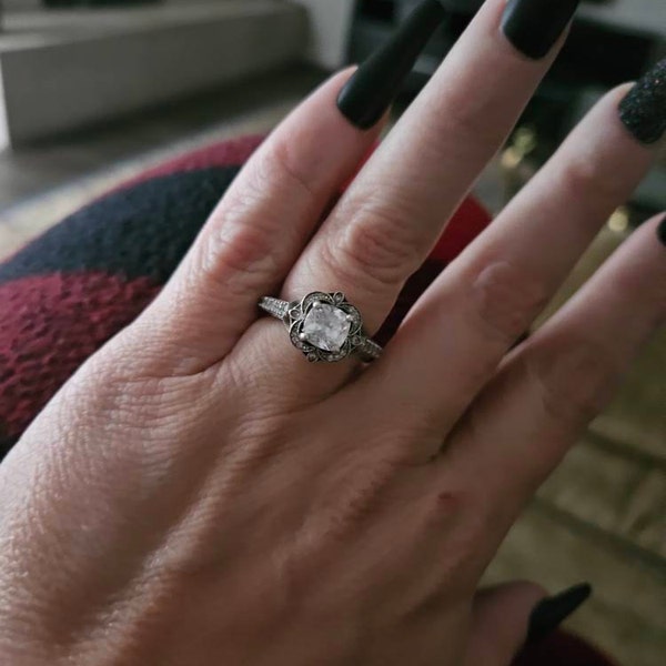 1920s Antique Vintage 2.0 Ct White Cushion Cut Diamond Wedding ...