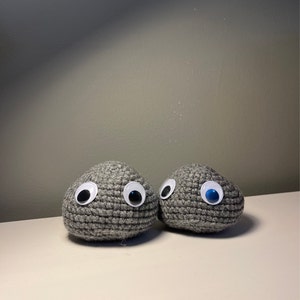 Googly Eye Pet Rock Amigurumi CROCHET PATTERN / Emotional Support Rock ...