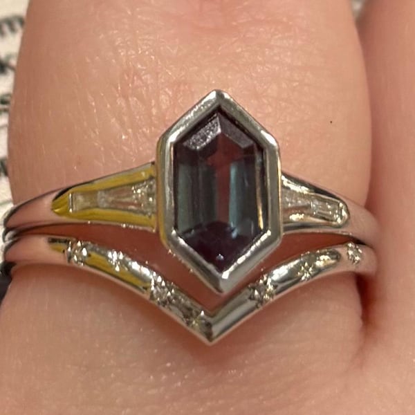 Hexagon Cut Bezel Green Sapphire Engagement Ring Set Moissanite Cluster ...
