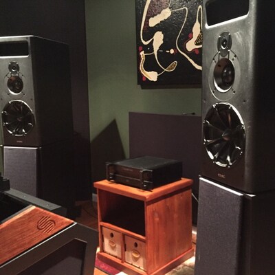 14U Slanted Studio Floor Rack - Etsy