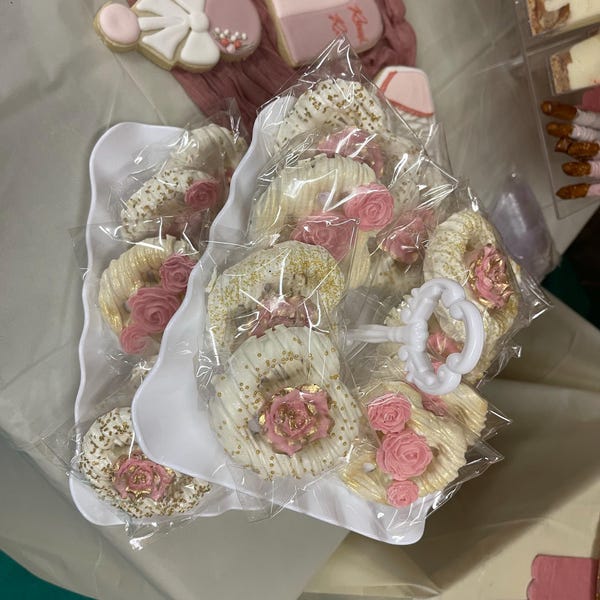 12 Sets (24 Oreos Total) Chocolate Dipped Bride and Groom Oreos ...